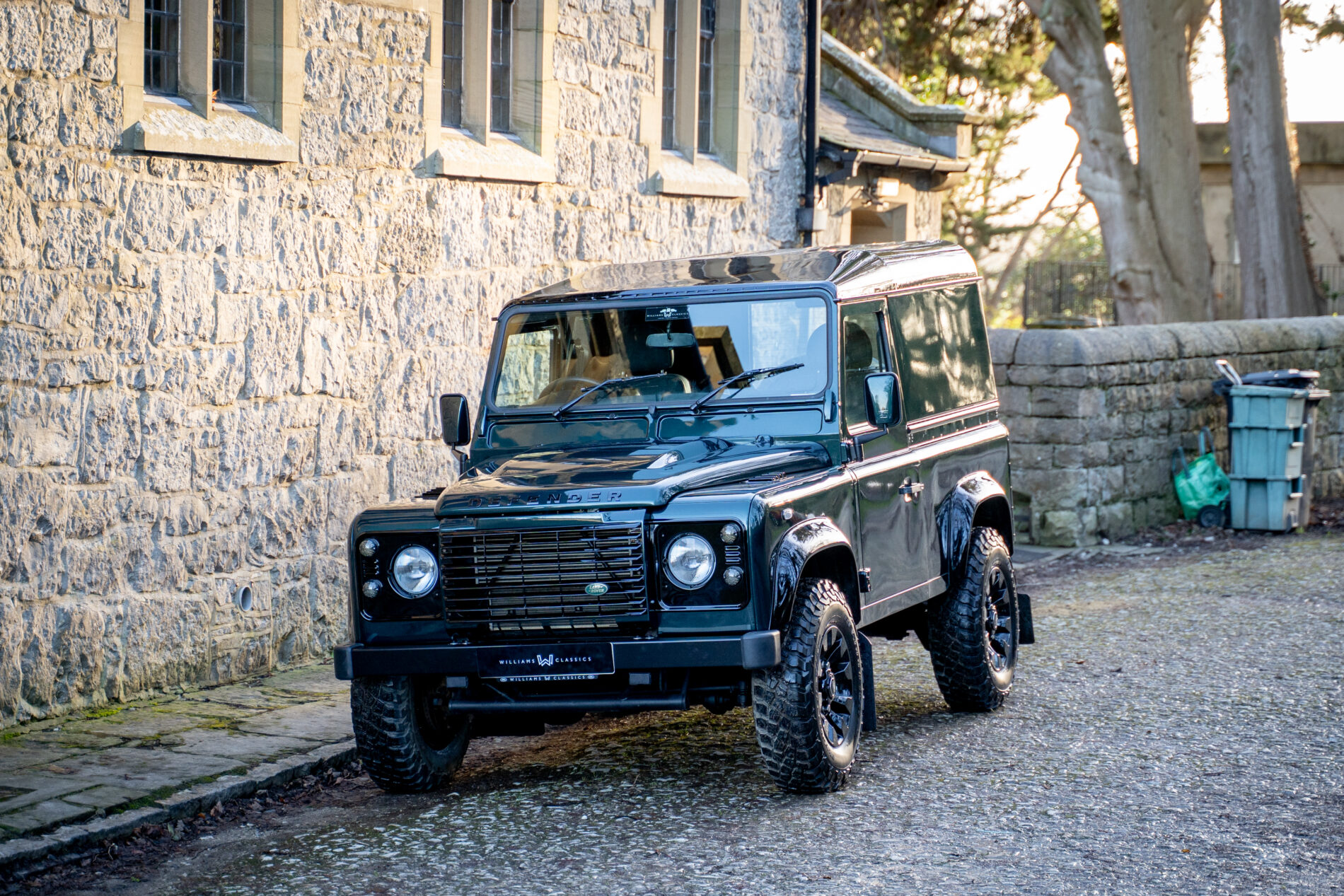 2012 Land Rover Defender 90 2.2 TDCi Hard Top 1 Owner & Only 46,000 ...