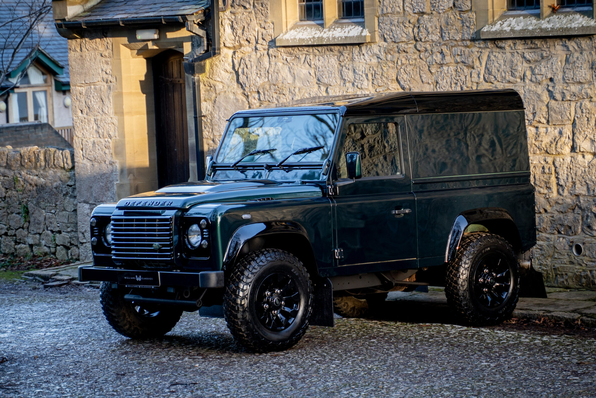 2012 Land Rover Defender 90 2.2 TDCi Hard Top 1 Owner & Only 46,000 ...