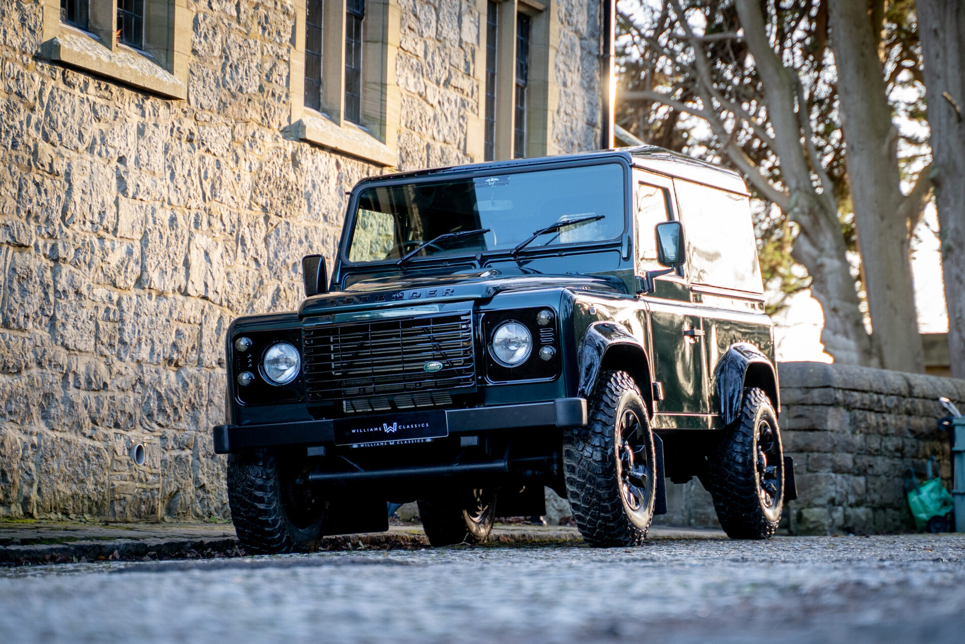 2012 Land Rover Defender 90 2.2 TDCi Hard Top 1 Owner & Only 46,000 ...