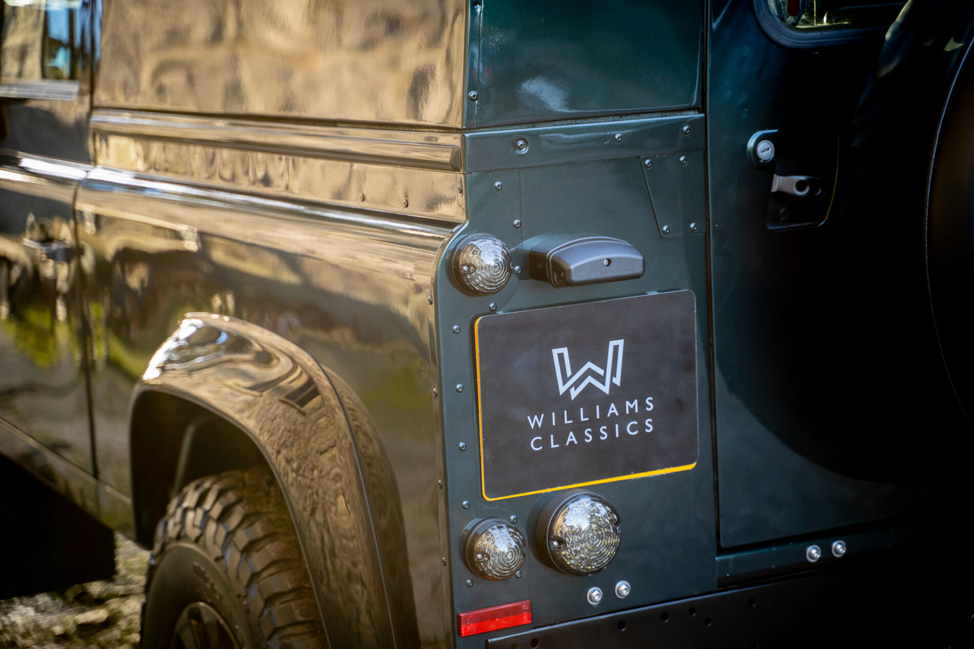 2012 Land Rover Defender 90 2.2 TDCi Hard Top 1 Owner & Only 46,000 ...